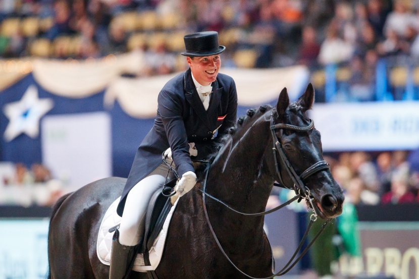 Lipica: Amanda Hartung Dritte bei Weltcup-Debüt