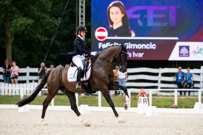 EM Pilisjaszfalu: Simoncic Achte im Kür-Finale, Aschauer mit neuer ...