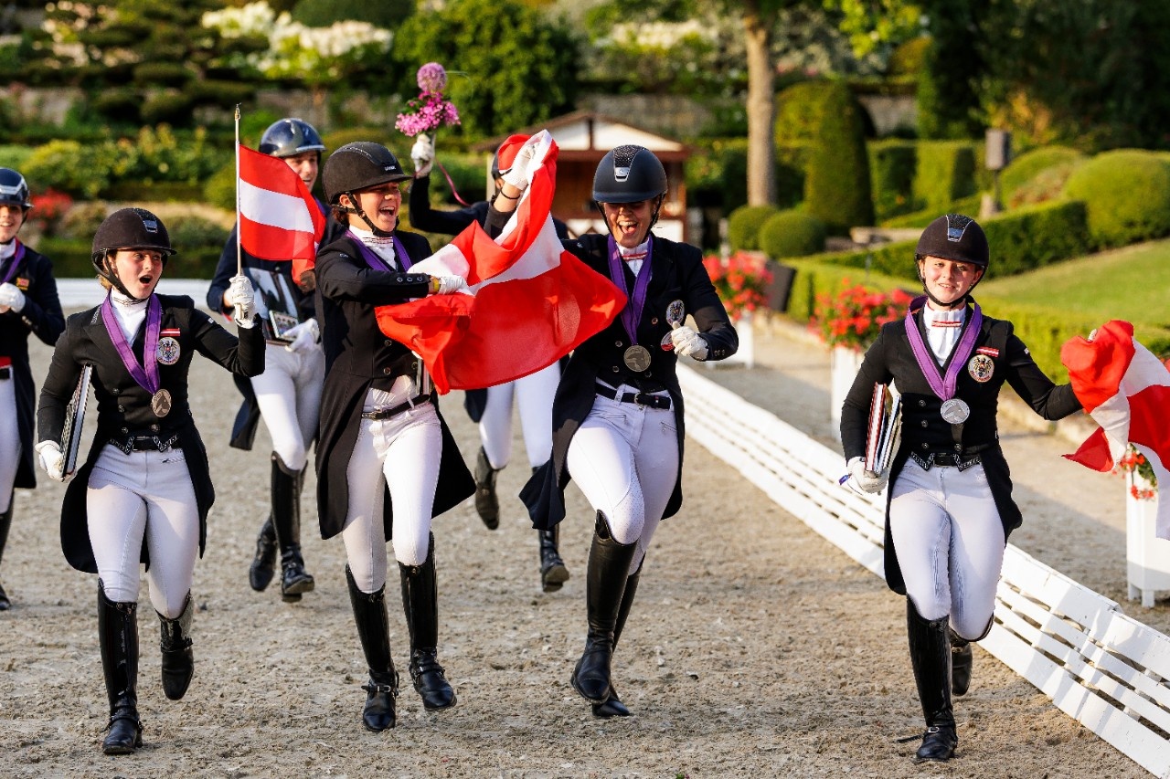 Sensation in Kronberg: Österreichs Dressur-Junioren holen EM-Silber
