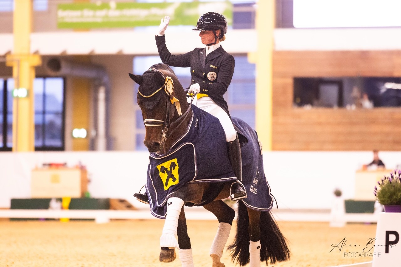 Victoria Max-Theurer doppelt erfolgreich in Stadl-Paura