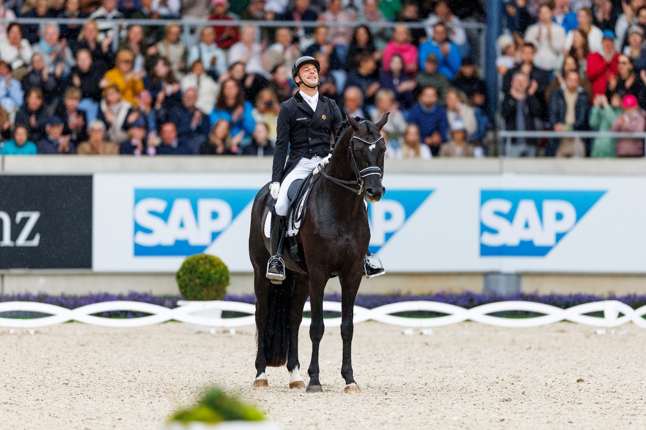 Aachen: Justin Verboomen und Zonik Plus tanzen sich in die Geschichte