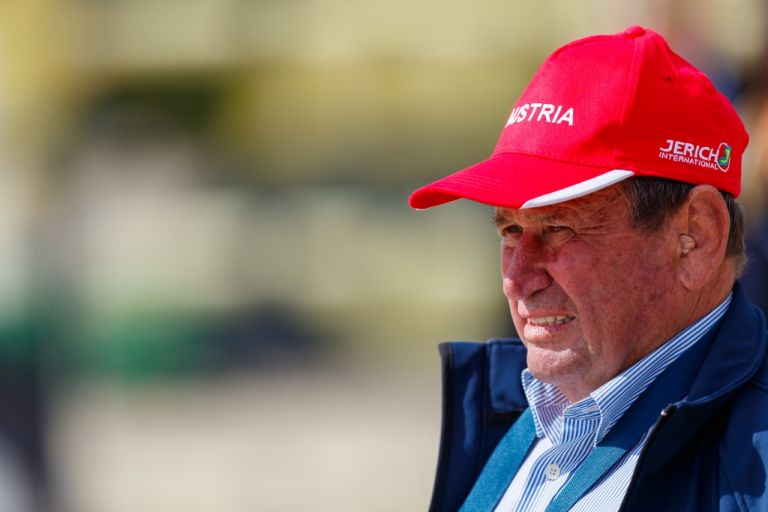 Hugo Simon: 162 Zentimeter fliegende Energie