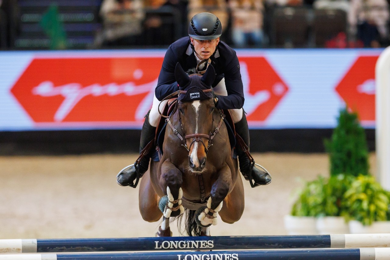 Max Kühner Fünfter im Weltcupspringen von Verona
