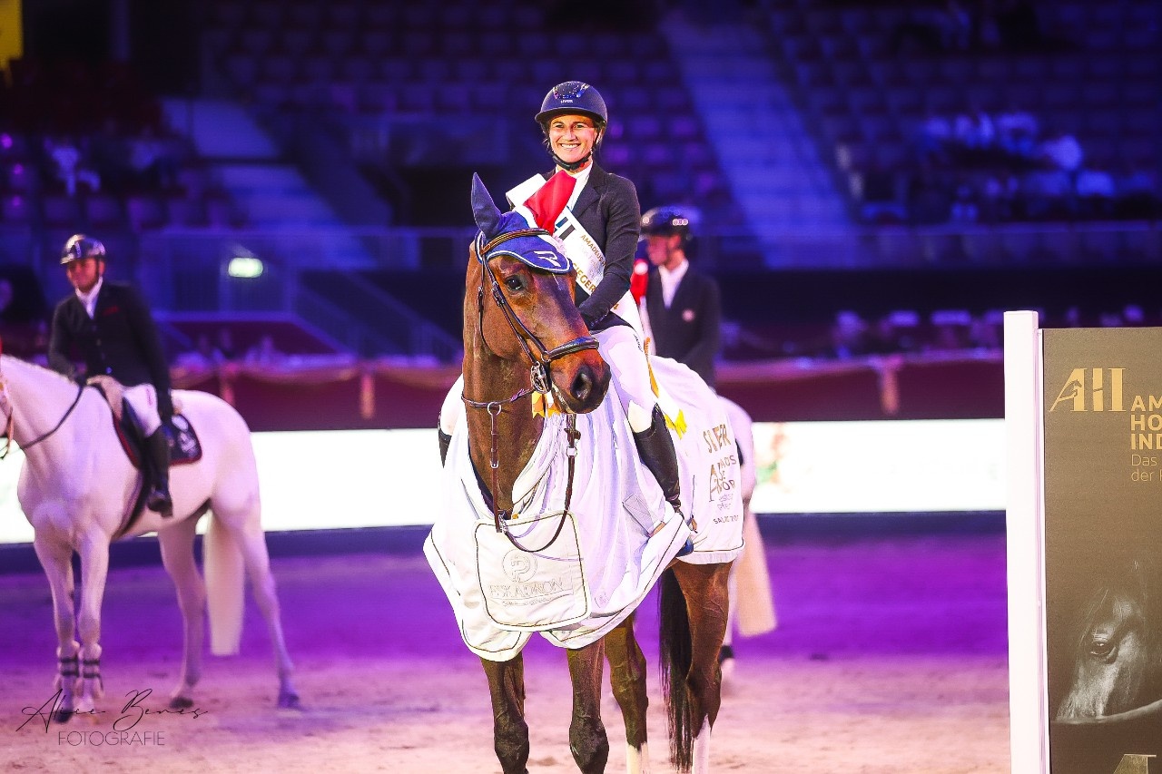 Katharina Rhomberg führt österreichischen Doppelsieg im Amadeus Grand Prix von Salzburg an