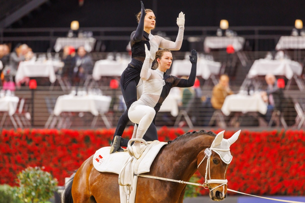 Weltcupfinale Voltigieren: Titel an Deutschland und Italien, Österreich ...